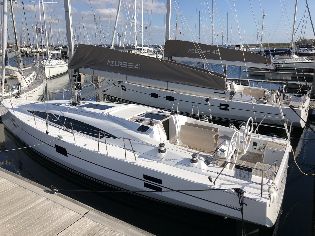 Azuree 41 DEMO – Azuree Yachts